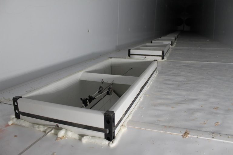 Ceiling Inlet Vertical PVV - Scan-Air | No draft in your pig barn